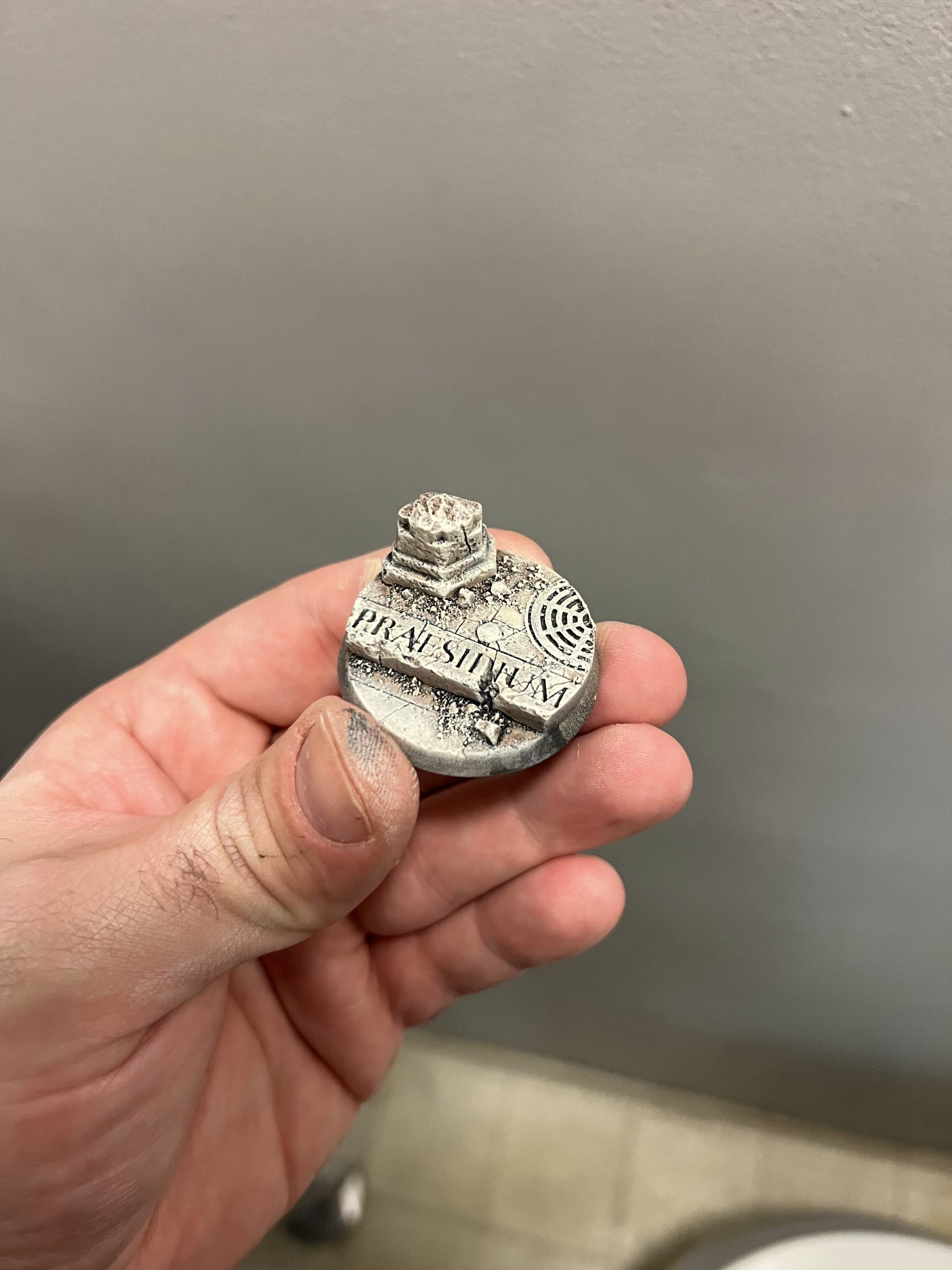 How to Paint a Black Templar Base - Figure Mentors